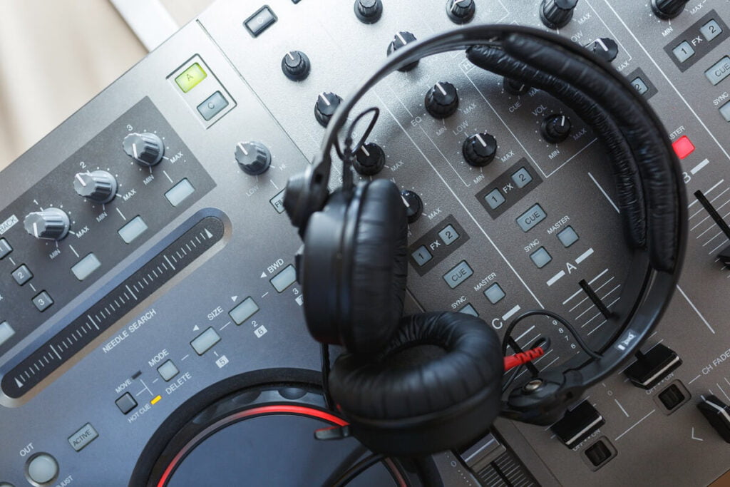 Componentes de un controlador DJ | Controladordj.com